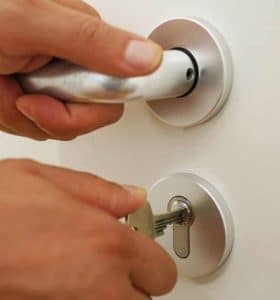 Tukang Kunci Panggilan Terdekat – ahlikunci.ID